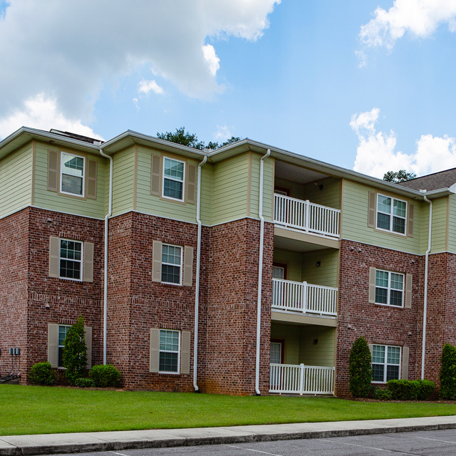 Royal American - Properties - Hallmark Mobile Mobile Al