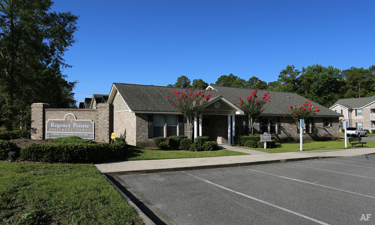 Royal American - Properties - Regency Pointe Ii Al